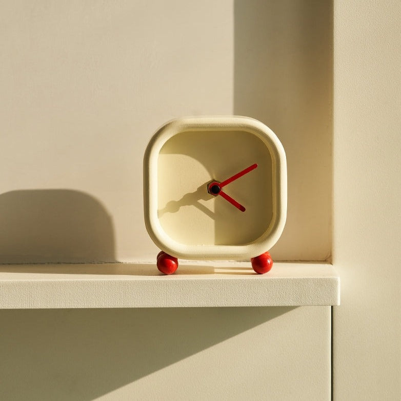 Momo - Mini Clock – Thirteen-Thirtyone