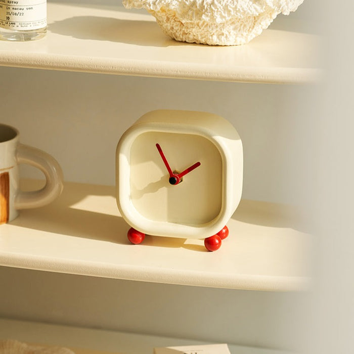 Momo - Mini Clock – Thirteen-Thirtyone